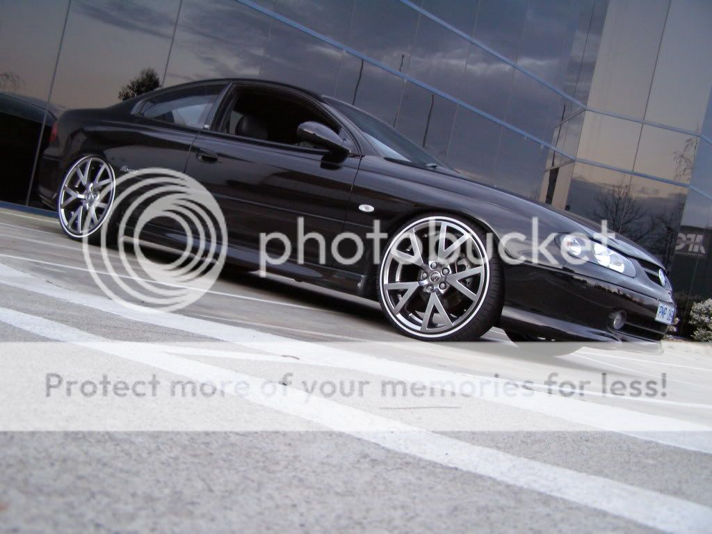 black cv8 20s stereo